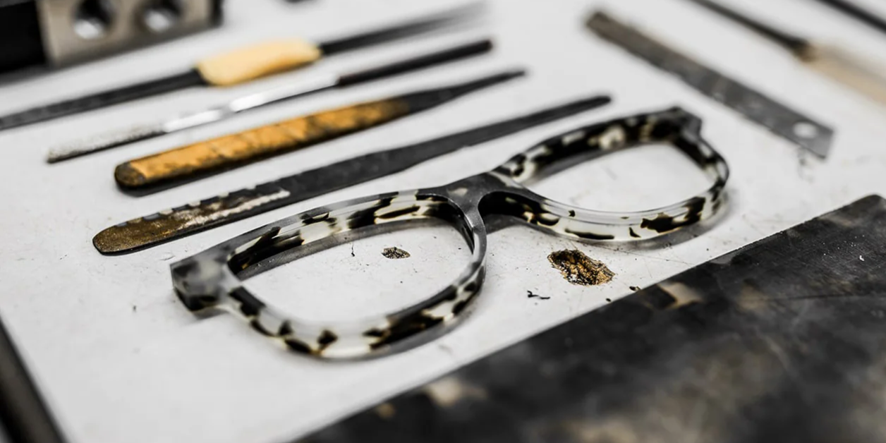 Acetate vs Other Materials: Sunglasses that Last